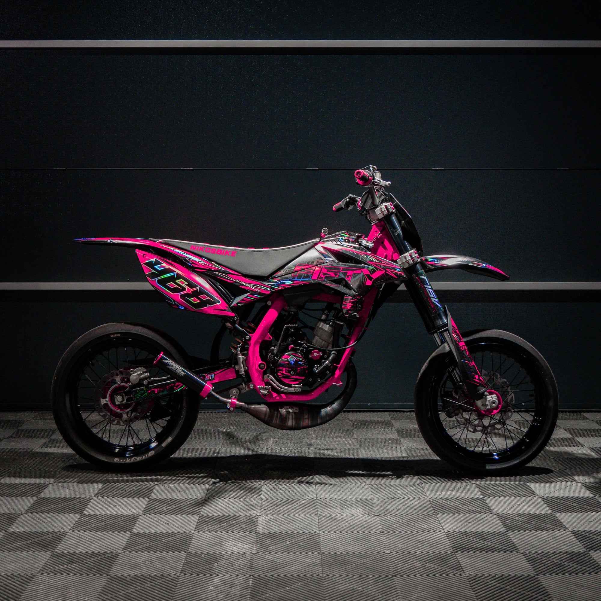 KIT Deco Moto 50cc Personnalisé | FIFTY X ALIENARTS